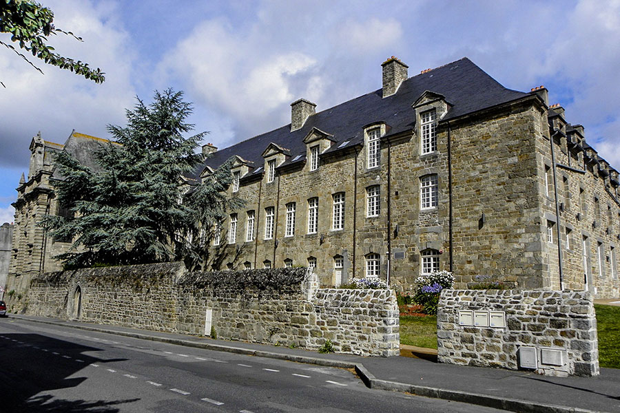 Camping Guingamp 4 étoiles | Camping avec piscine Guingamp | Côte Armor